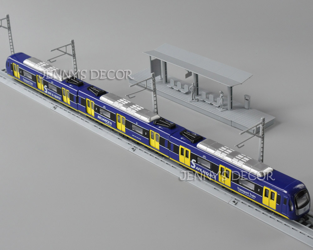 Diecast Train Model Toys 65cm Locomotive & Carriage Rail Tracks Station ...